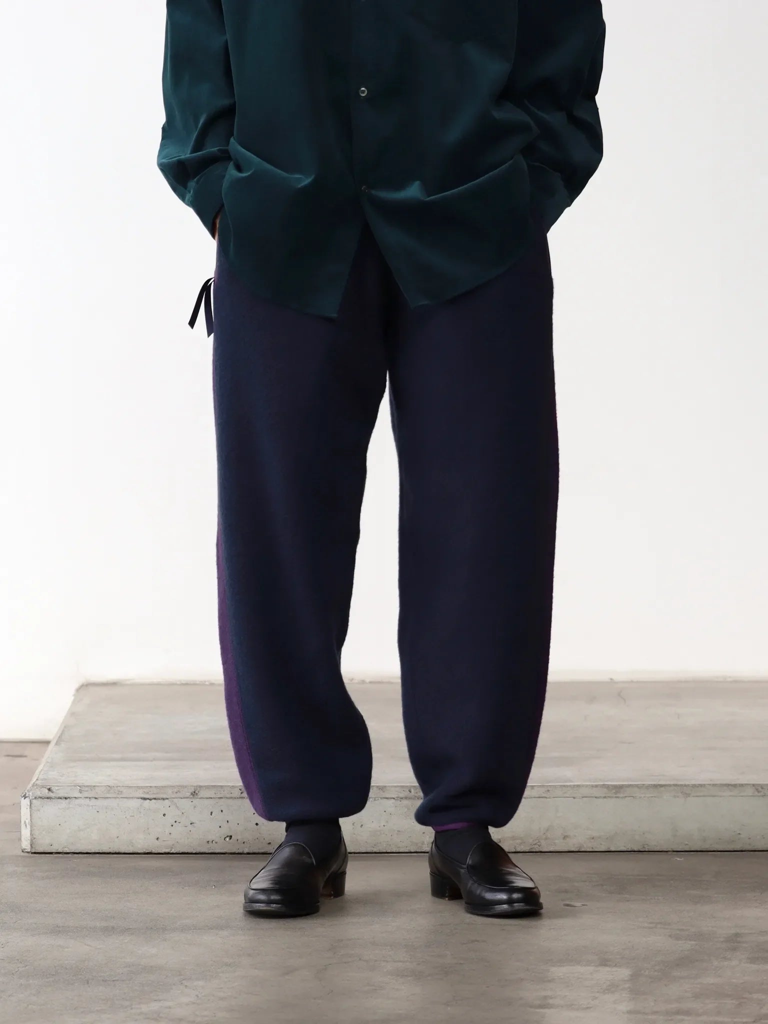 Graphpaper Wool Fleece Pants NAVY | CASANOVA&CO Online Shopping Site – CASANOVA&CO